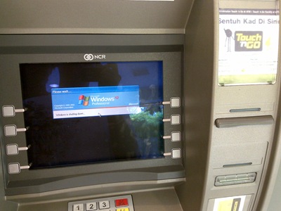 Windows 10 fully FREEZES after Anniversary Update